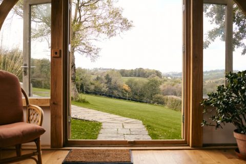 How to Cool an Oak Garden Building the Natural Way - Loosehanger Oak