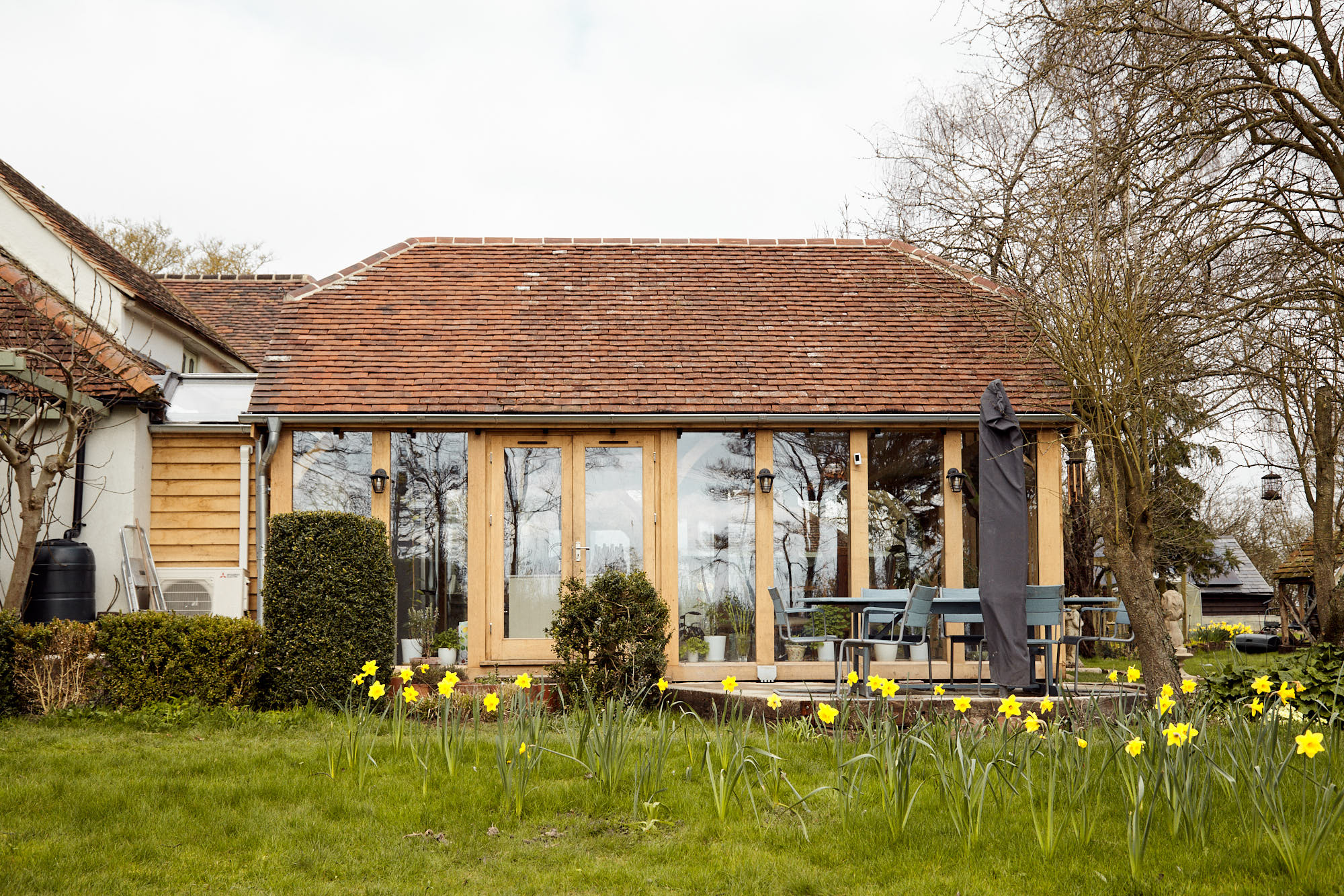 Oak Buildings - Loosehanger Oak